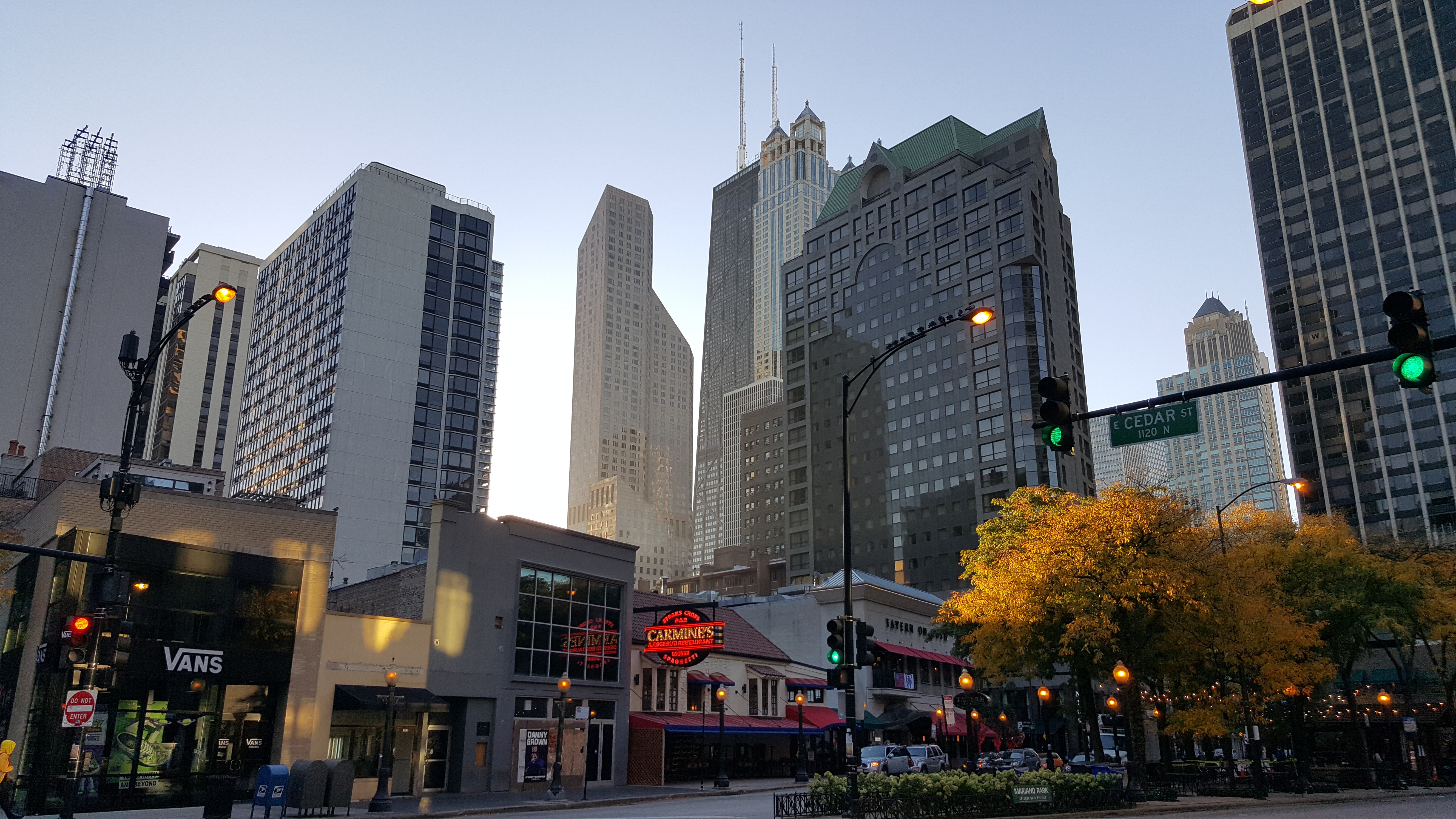 Service and consulting company | Venture Usa